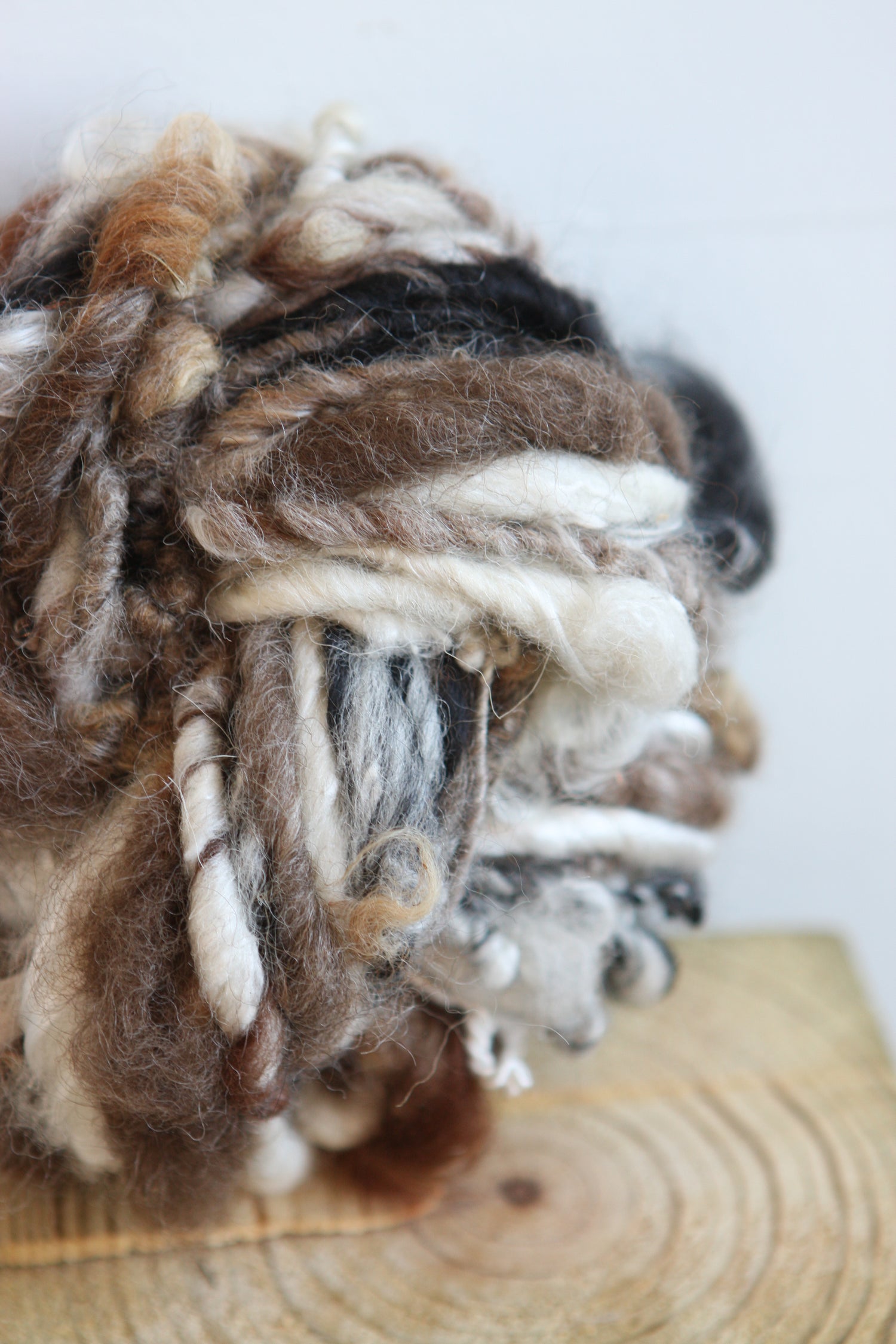 How to Spin 20 Single-Ply Yarn Textures – Neauveau